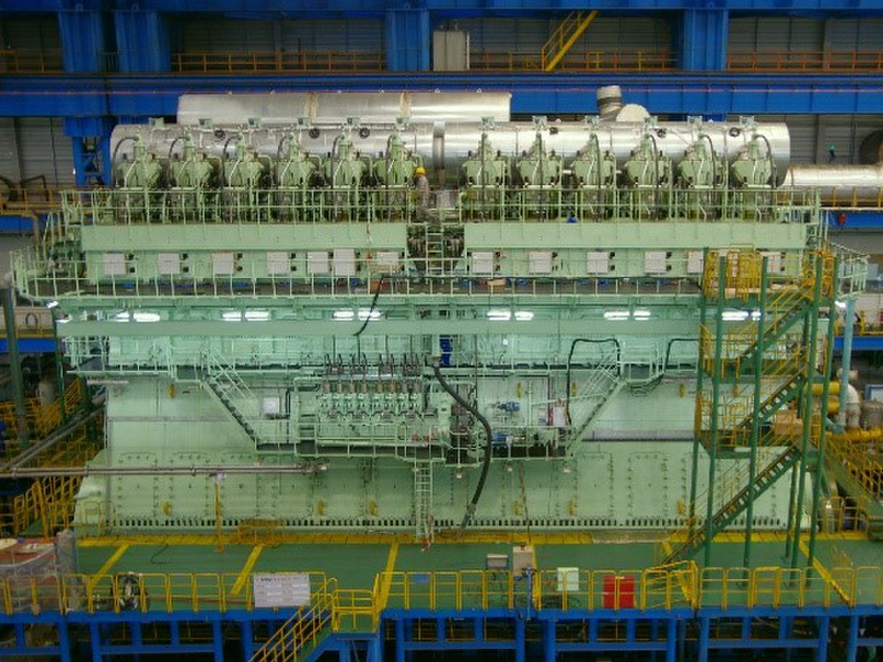 Engine certification for future 23,000 TEU container ships powered by ...