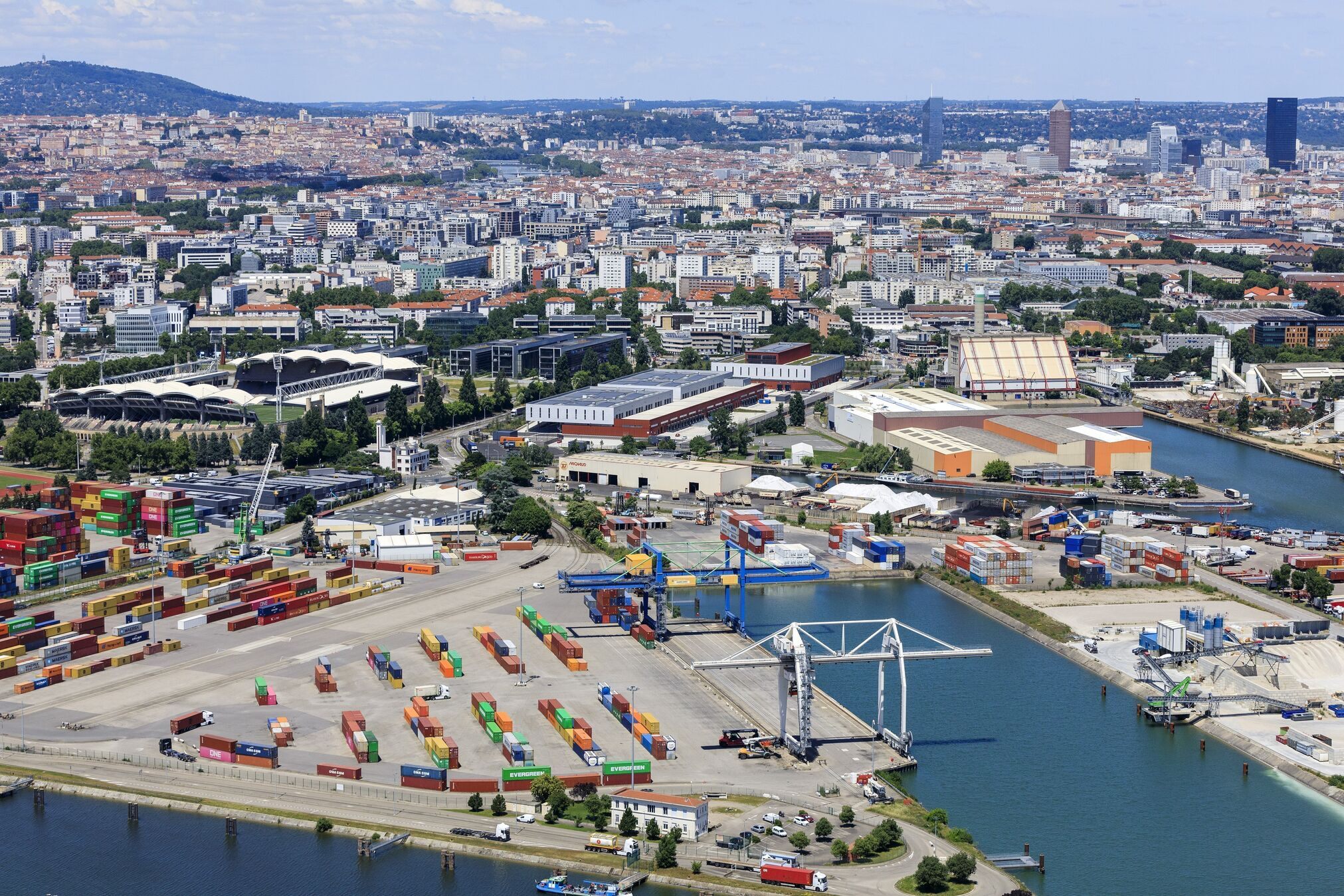 The consortium led by CMA CGM, Banque des Territoires, CCI Lyon ...